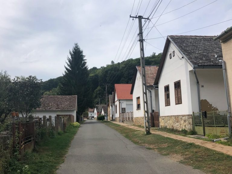 Óbánya és a Ferde-vízesés - romantikus túra a Kelet-Mecsekben ...