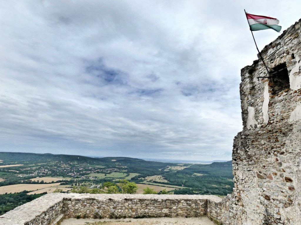 Rezi vár és tanösvény - panorámás kirándulás a Keszthelyi-fennsíkon ...