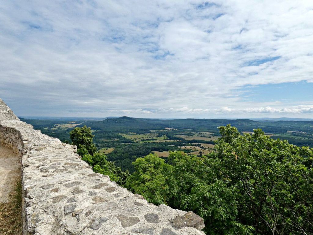 Rezi vár és tanösvény - panorámás kirándulás a Keszthelyi-fennsíkon ...