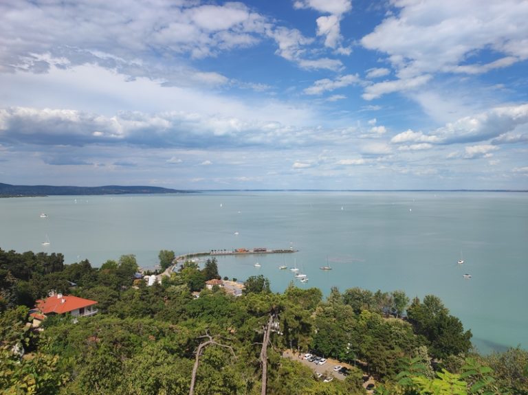 15+ látnivaló Tihany legszebb részein, amit mindenkinek látnia kell ...